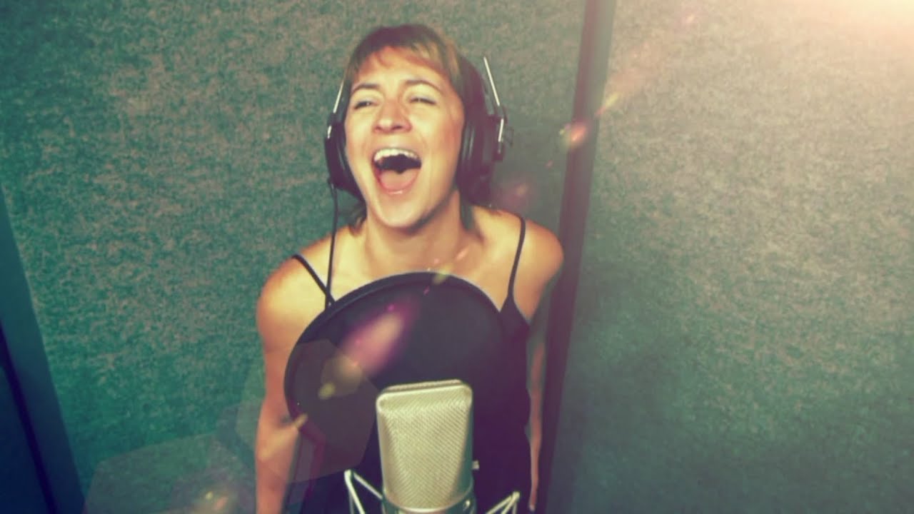 Rebecca Lisewski Showreel 2014 - YouTube