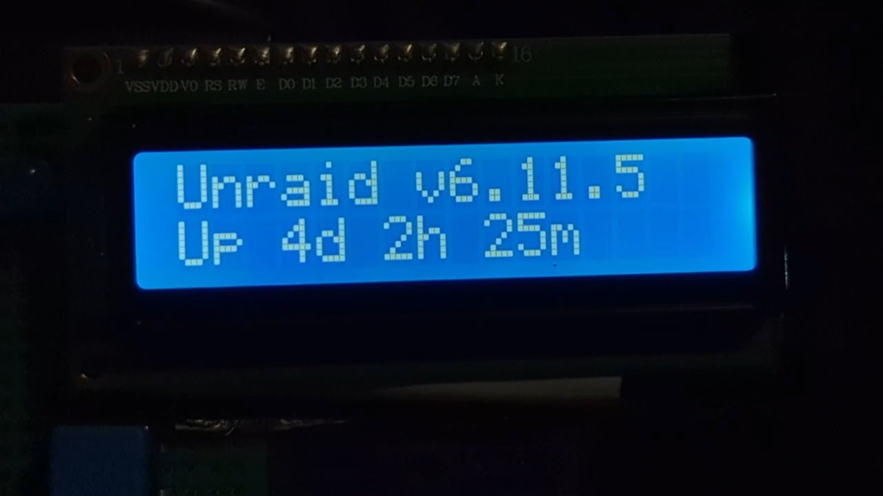 Pi Pico 1602 Unraid status display - YouTube