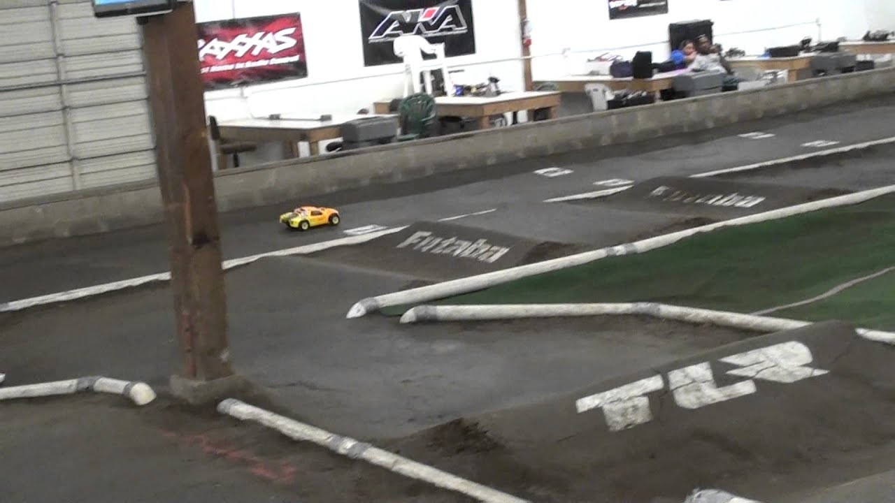 Tacoma RC Raceway - Short Course A-main 8/14/2012 - YouTube