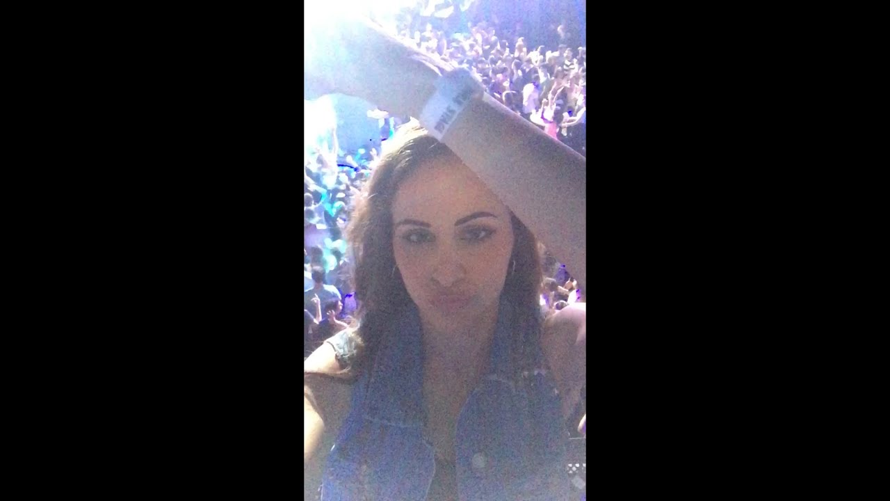 HELLO WORLD | 'eVa Mars - YouTube