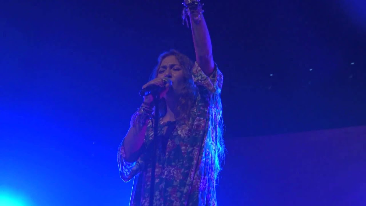 Lauren Daigle First Live & Lyric MIX - YouTube
