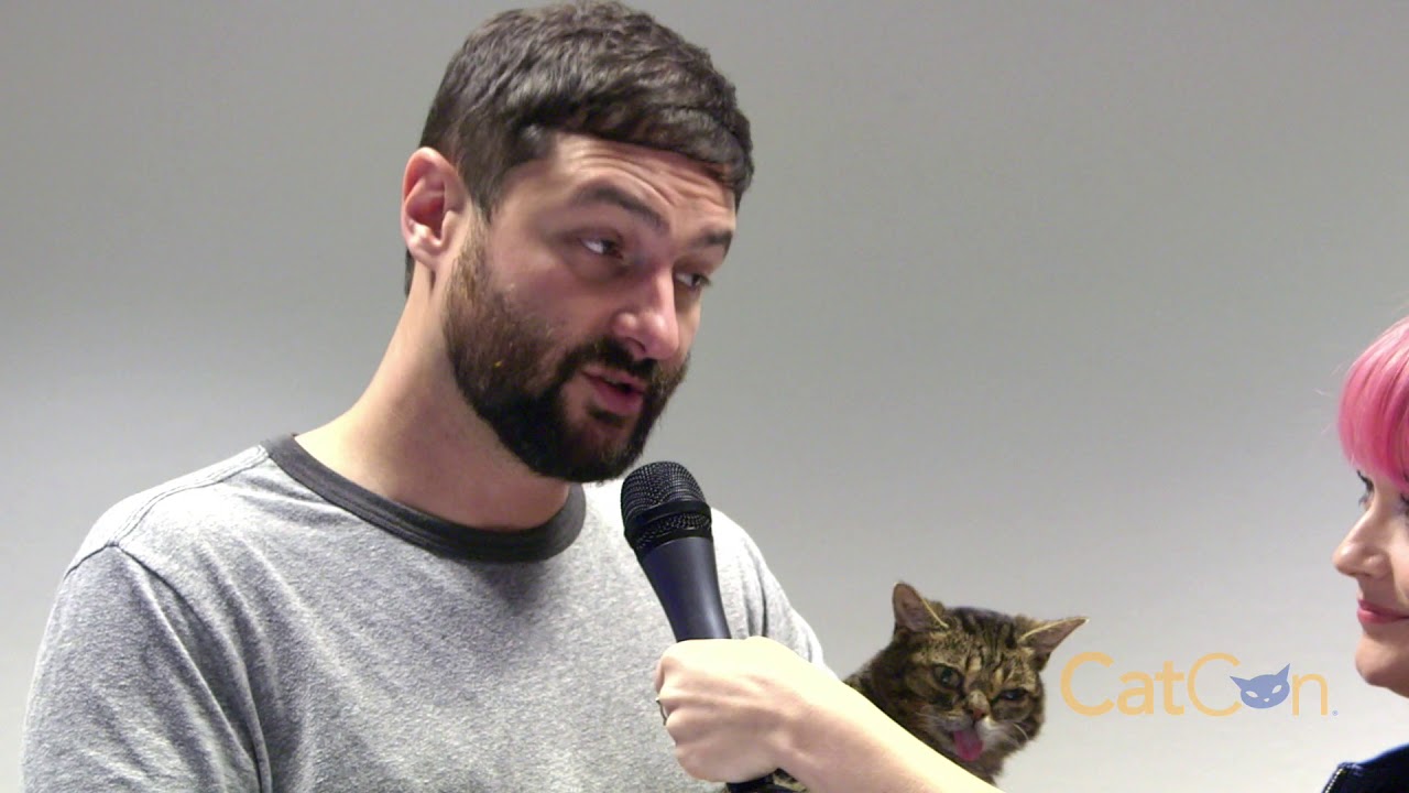 CatCon 2017 Interview with Lil BUB - YouTube