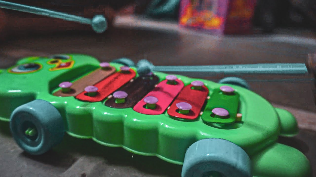 Small Xylophone Made in India - YouTube