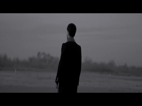 Myrat Öwez - Arzuwlaň Asmanda Eje (Official Video)