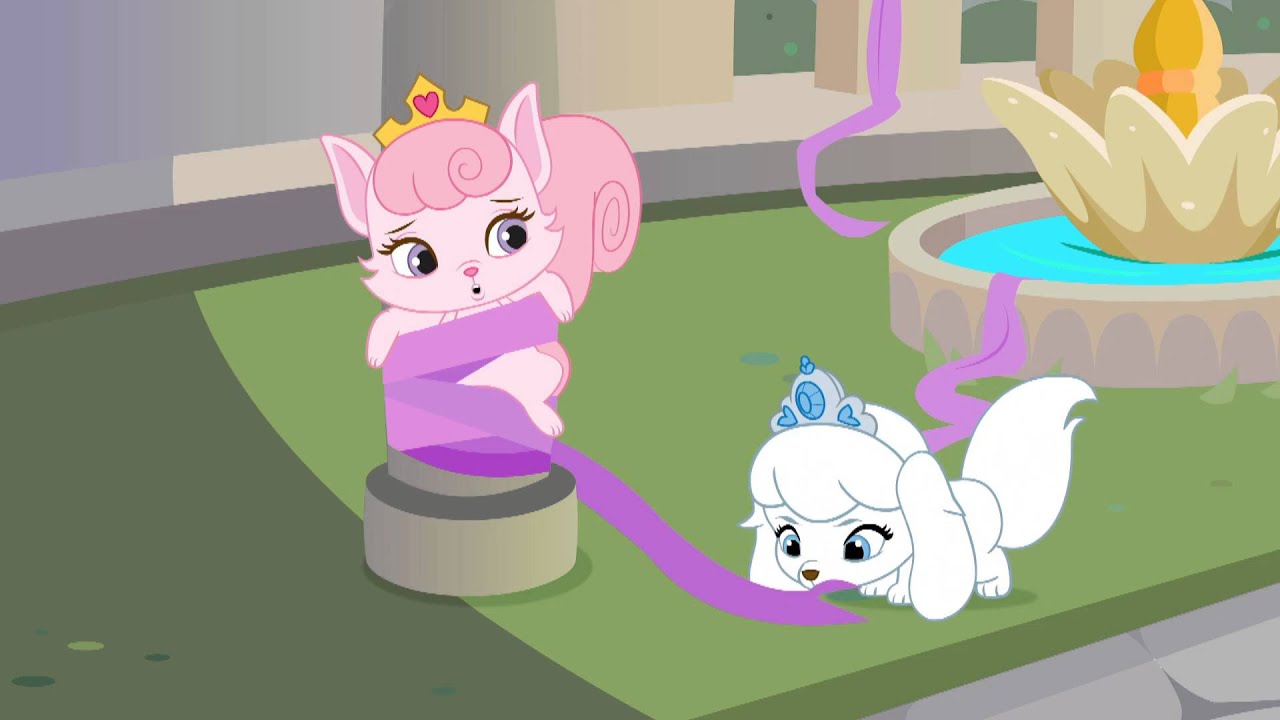 De Kleine Wereld van de Palace Pets - Bal - Disney NL - YouTube