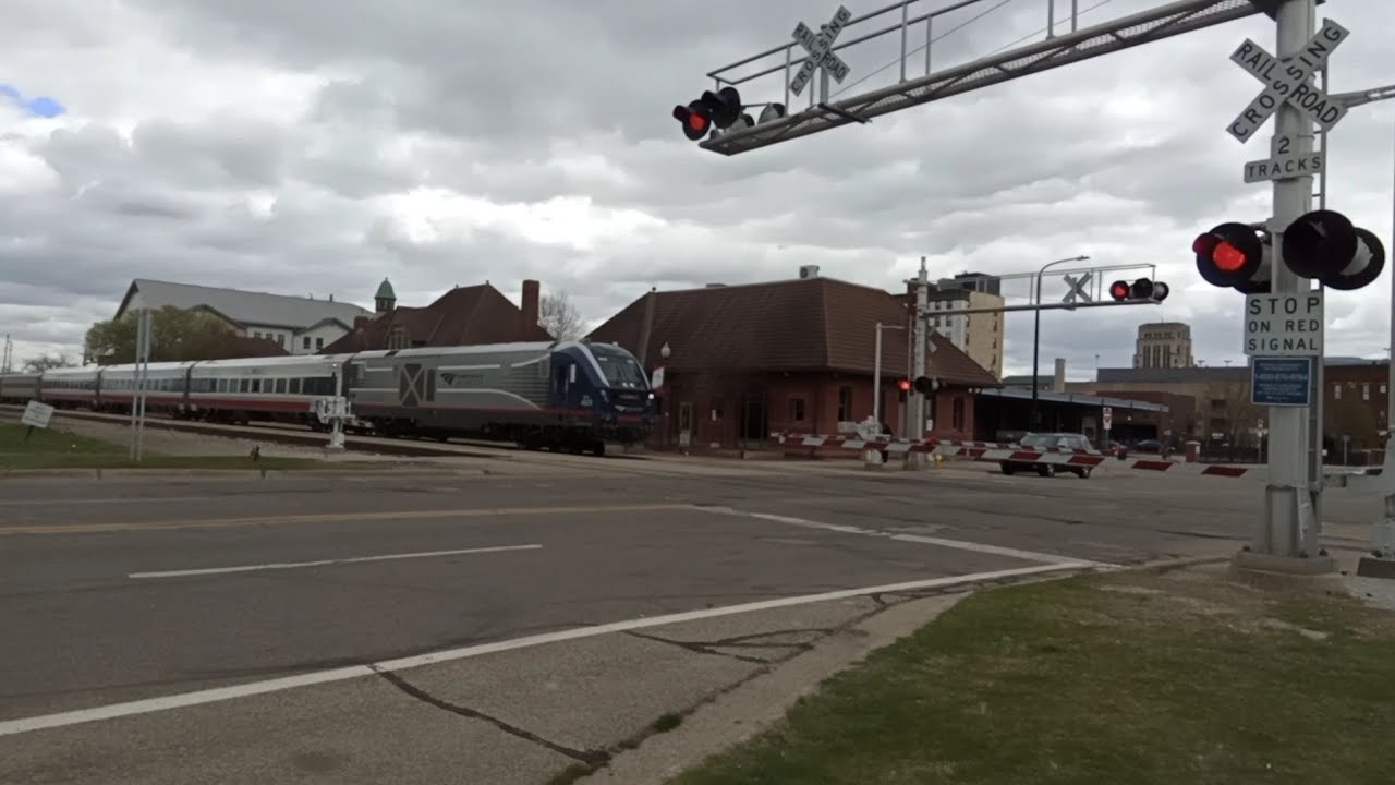 The Westbound Amtrak Wolverine Train 353 is arriving at the train ...