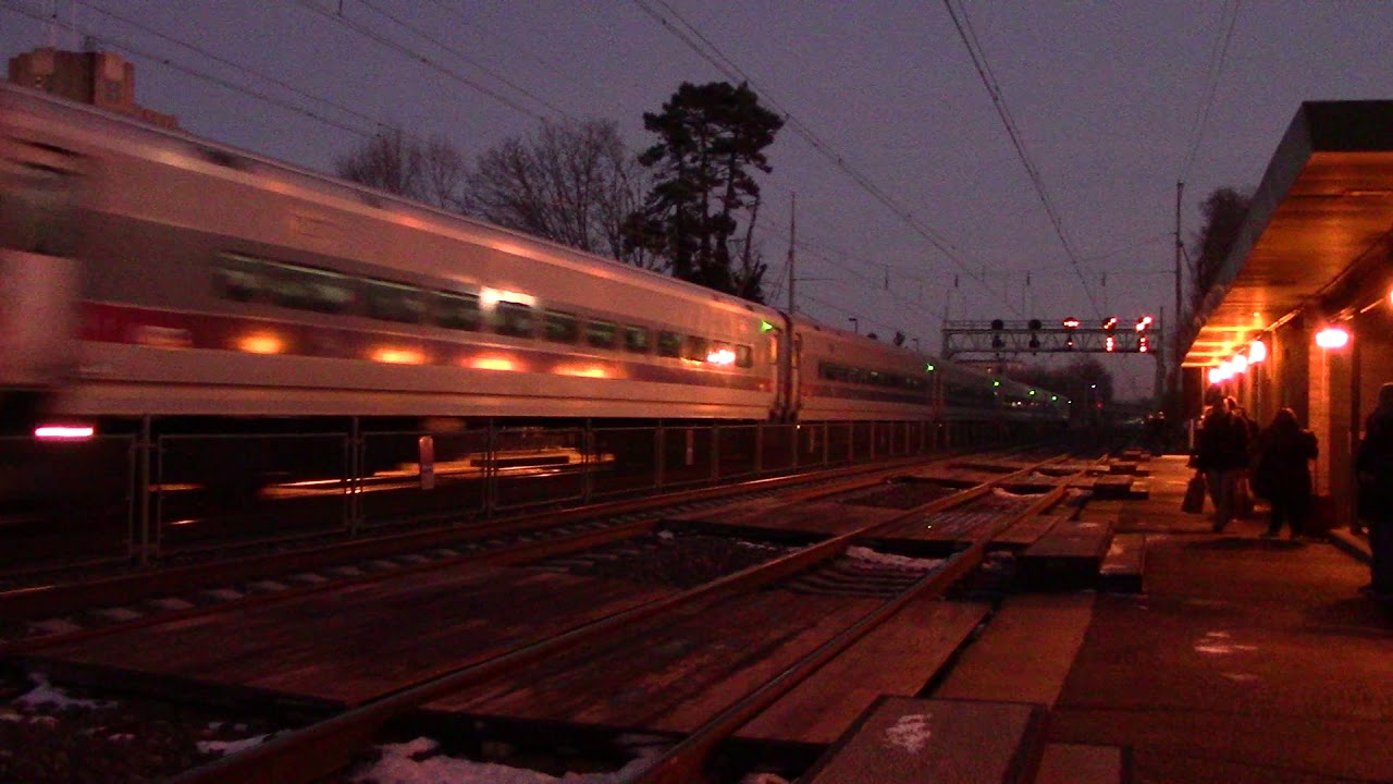 MEGA RARE!!! SEPTA AEM-7 Double Header 2306 & 2301 On Train 9561 At ...