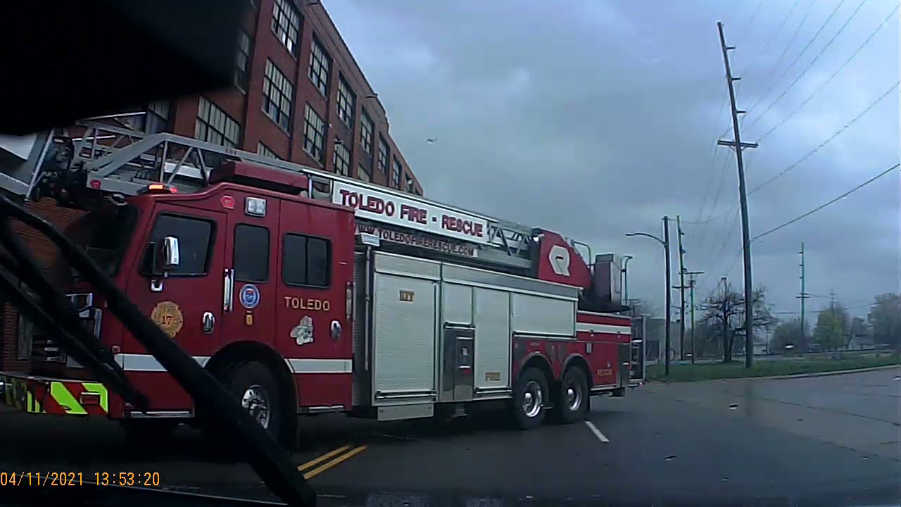 2021/04/11 OHIO: "Toledo Fire & Rescue (Engine 17), Emergency Call ...
