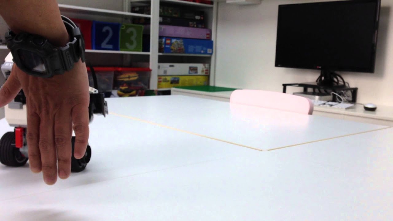 Lego Mindstorms EV3 Core Set - Gyro Boy Test Run - YouTube