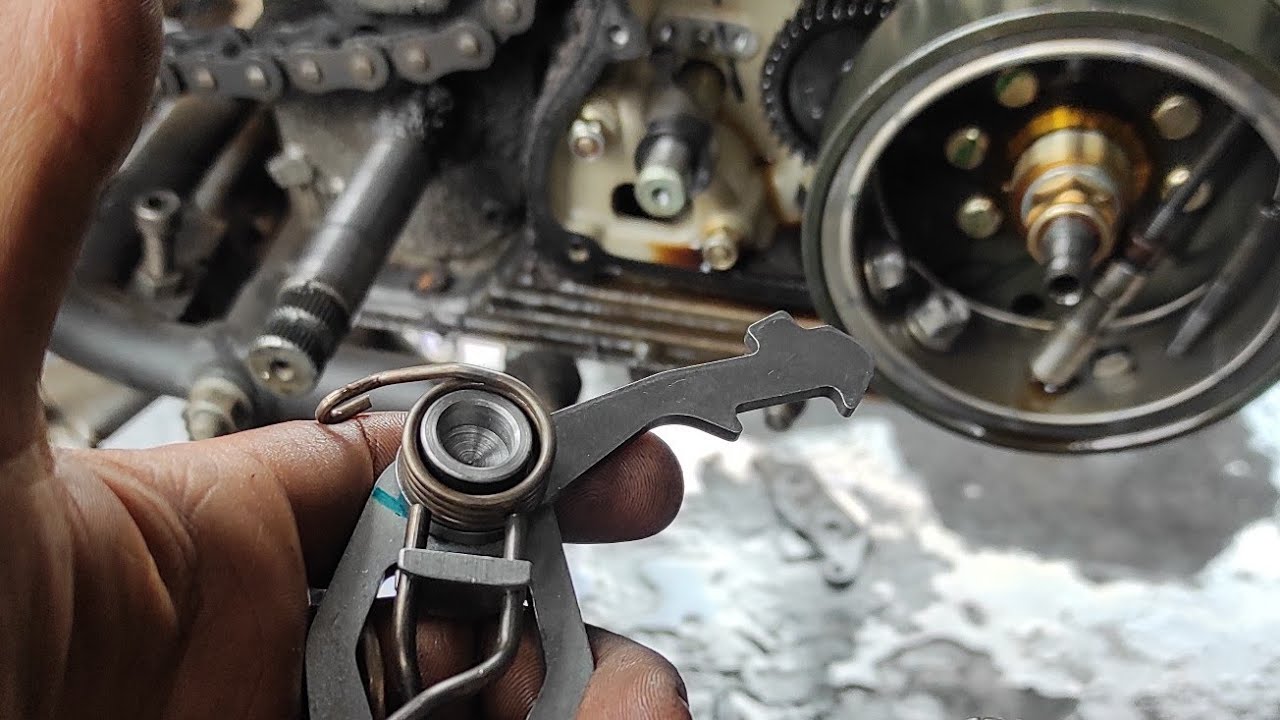 standard bullet 350 gear shaft install 😯 - YouTube