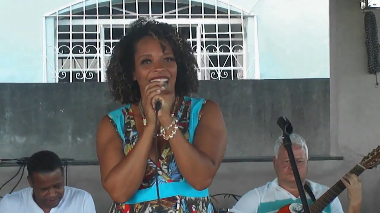 Luciene Gomes-Best Seller da Paixão - YouTube