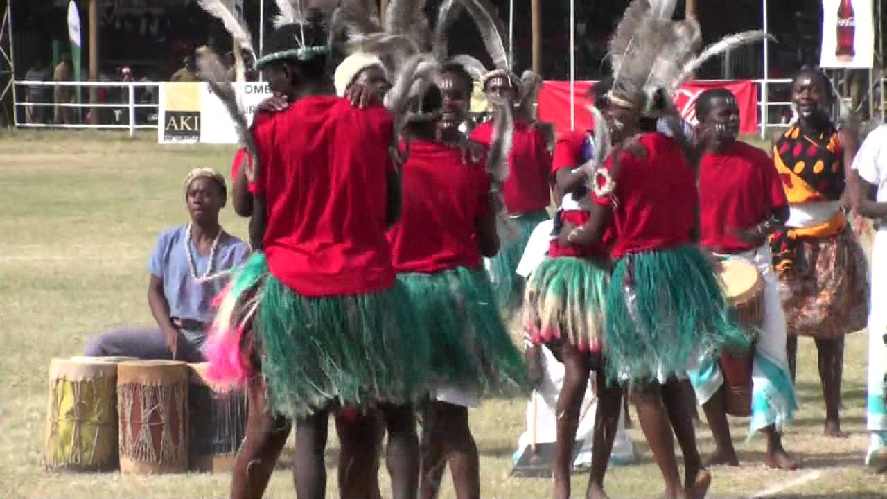 Domus Mariae Dancers Perform to the President - YouTube