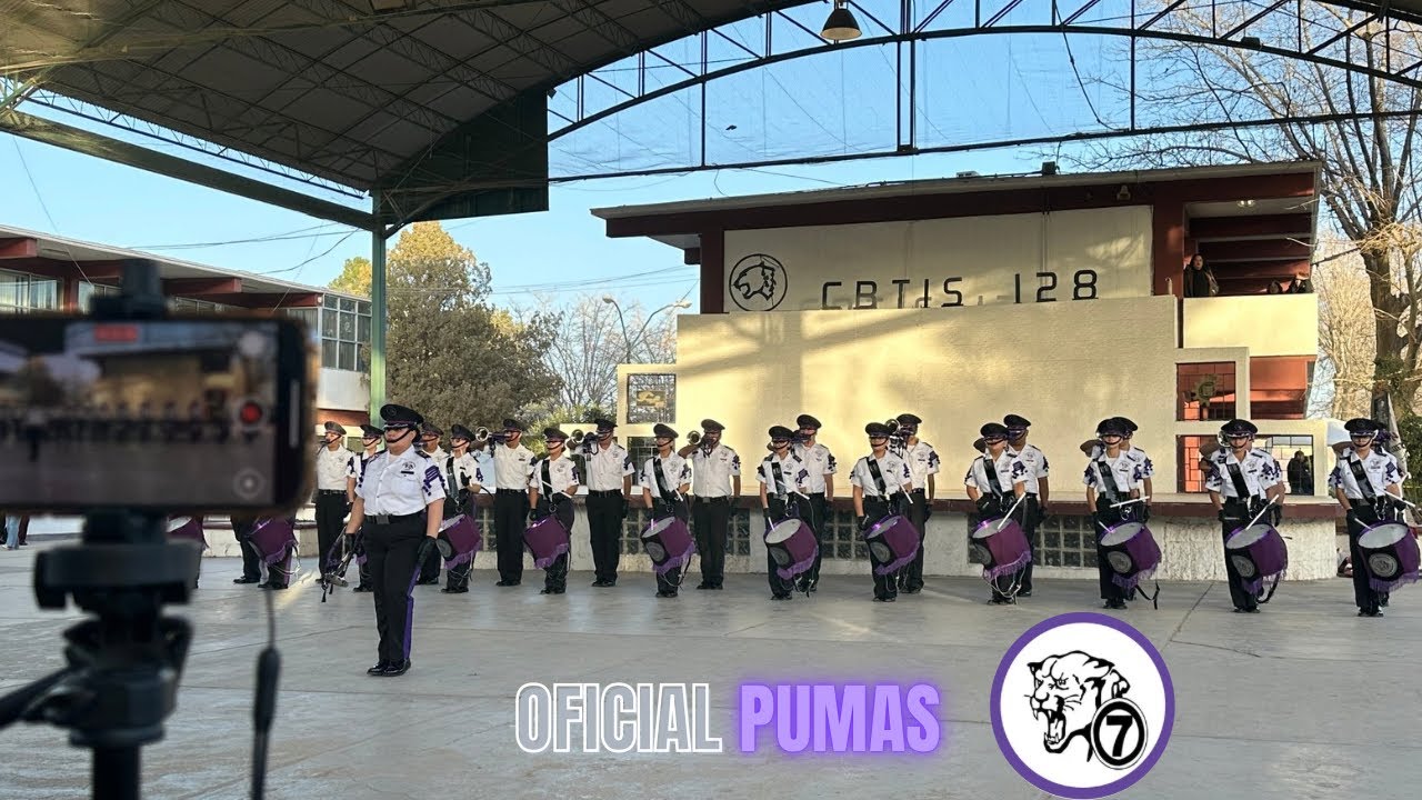 Banda De Guerra OFICIAL PUMAS- Concurso CBTIS 128 - YouTube