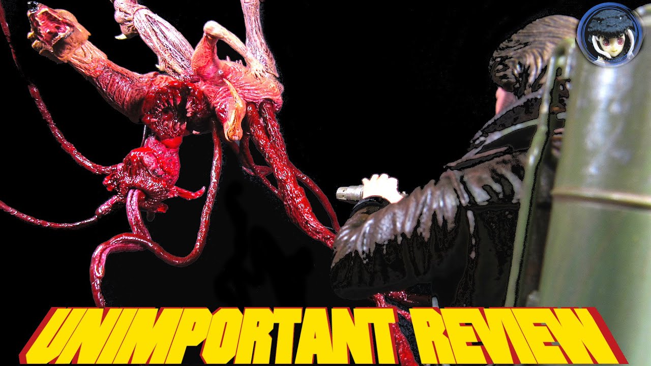 NECA The Thing Ultimate Dog Thing Deluxe Alien Action Figure - Unimportant Reviews - YouTube