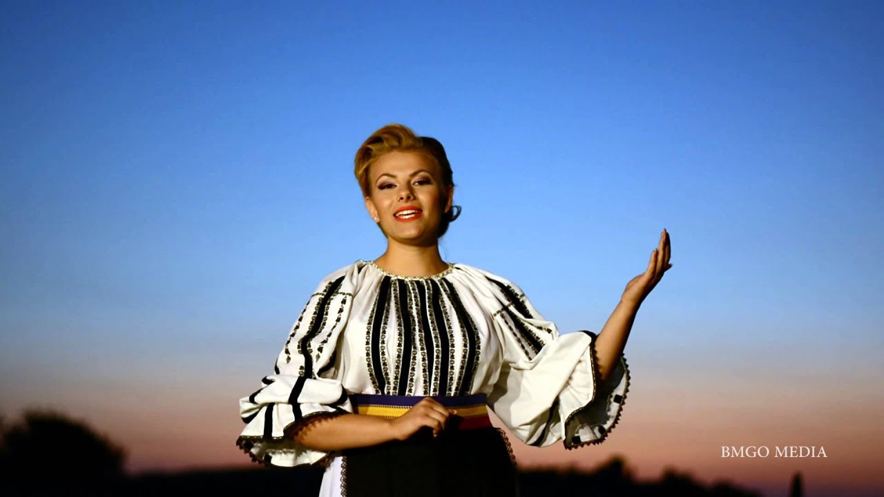 Andreea Vulcu - Sara buna luna - Invartita Sibiu 2015 - YouTube