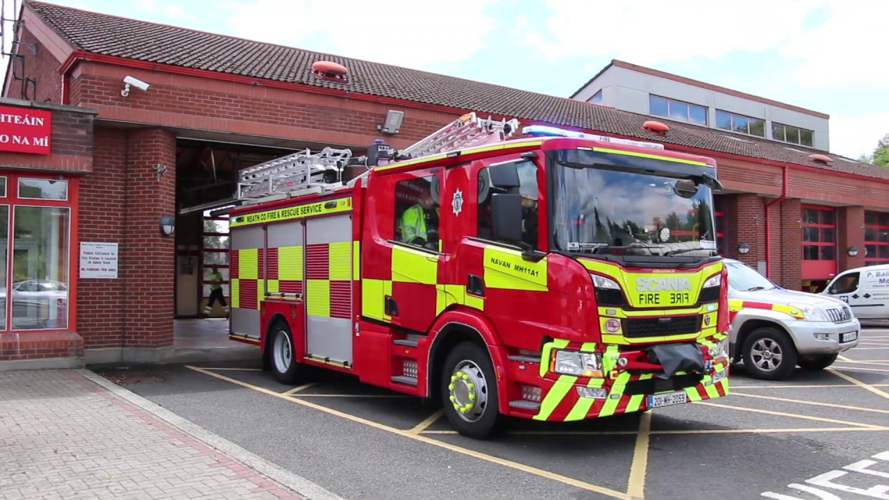 [RARE] Meath County Fire Service - Three Units Turning Out from Navan ...