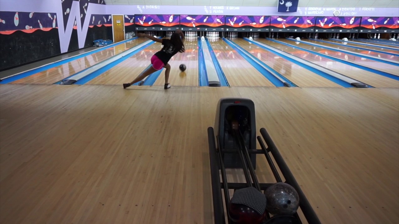 Storm Snap Lock Bowling Ball Reaction Videoby Madison Janack - YouTube