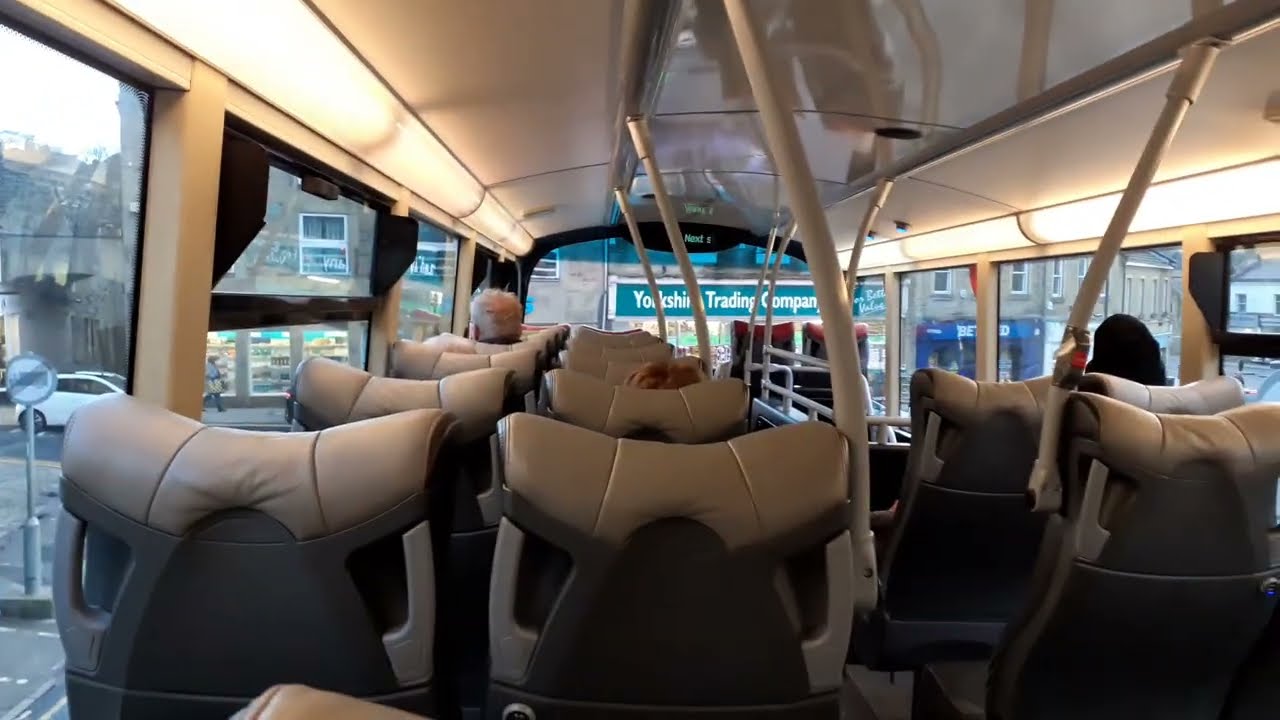 Harrogate / DalesBus BF63HCV into Skipton Bus Station - YouTube