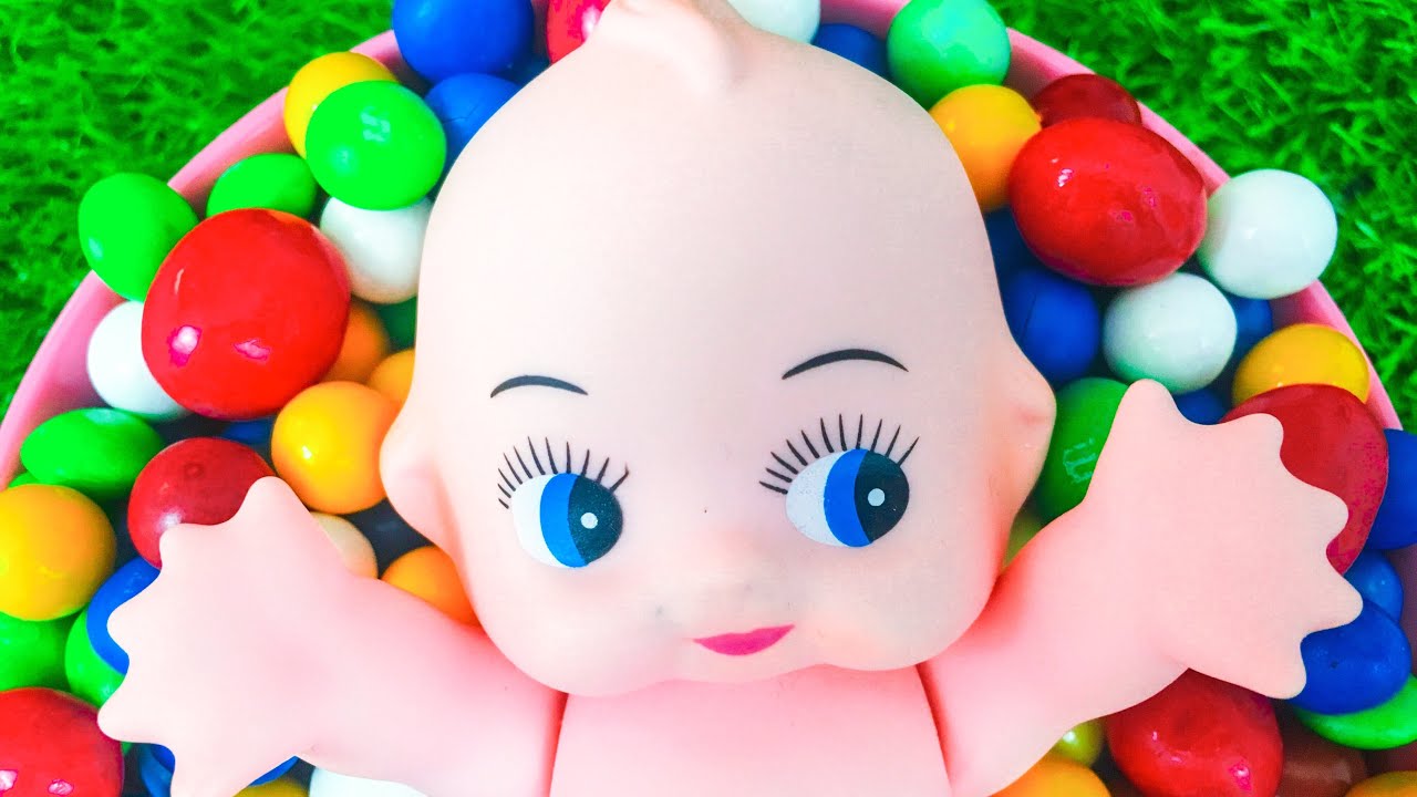 Bowl with MAGIC M&M’s - The ABC Song for baby Nursery Rhymes Babies ...