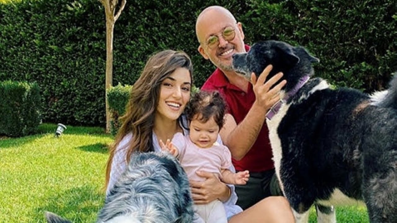 Hande Ercel and her father are reconciled! - YouTube