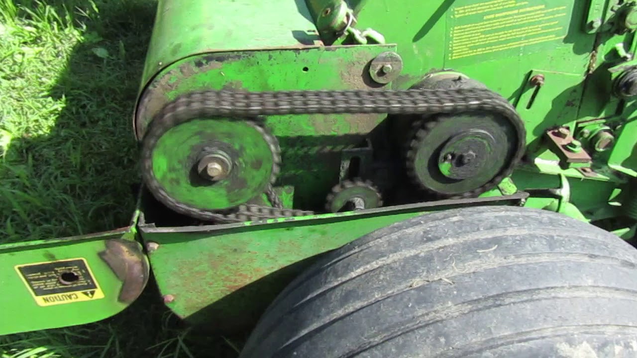John Deere 38 pull type chopper - YouTube