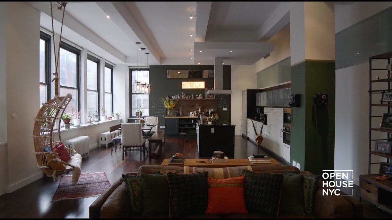 Bachelor House Design