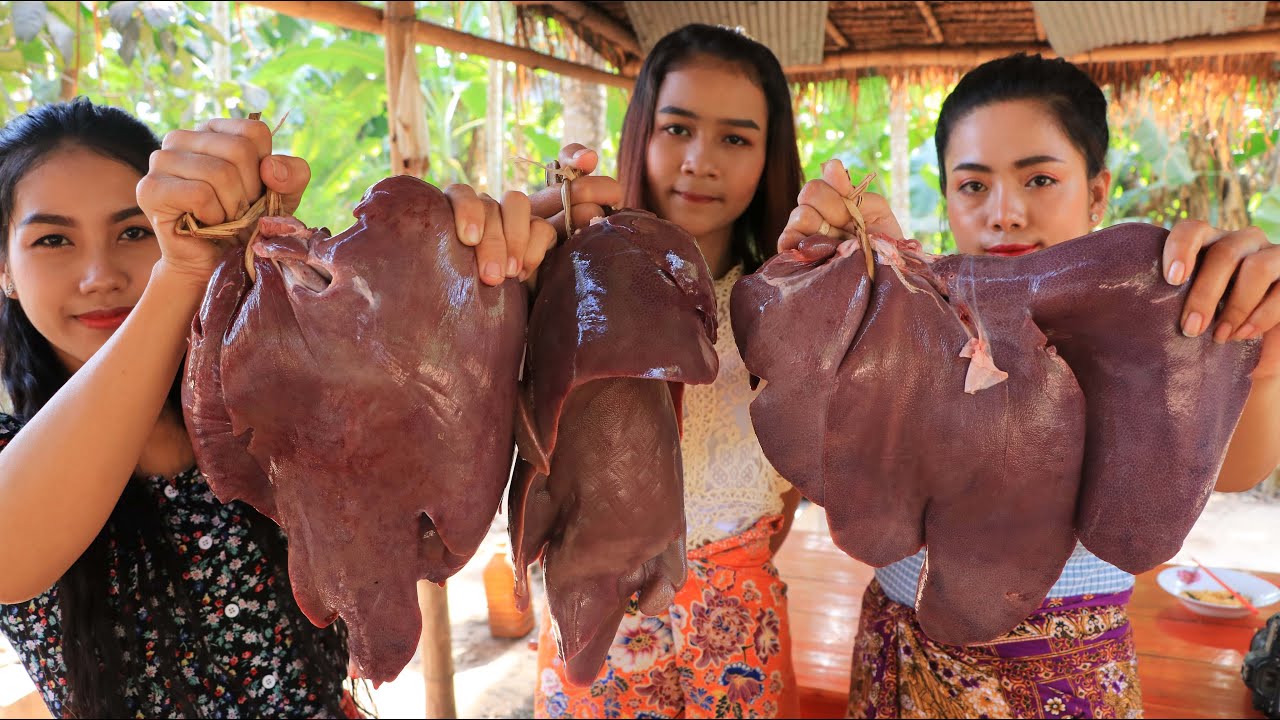 Cooking pork liver with vegetable recipe - Natural Life TV - YouTube