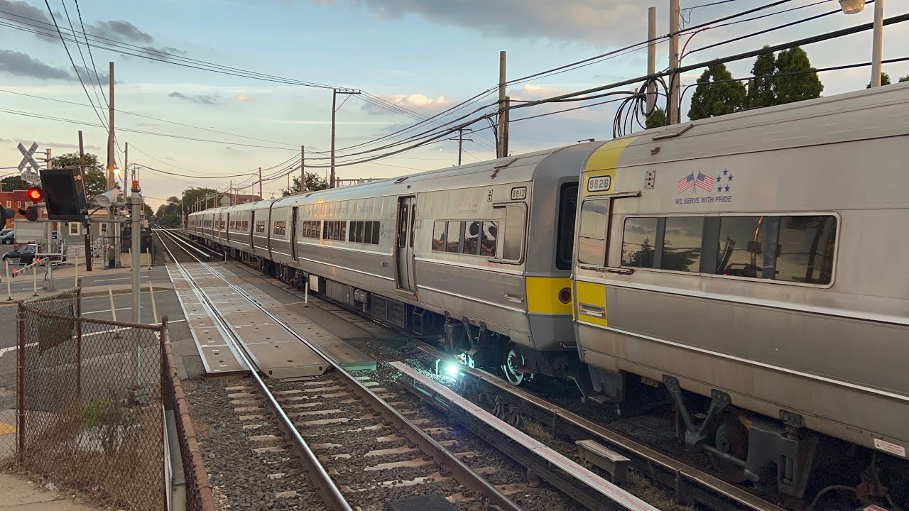 LIRR M3 Departs Bethpage Train Station With Some Sparks! - YouTube