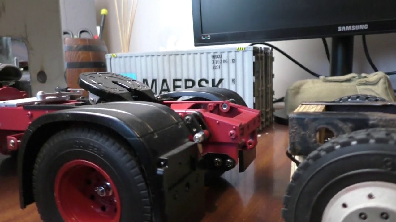 Quick chassis jig for the RC semi truck build. Fun with CNC and camping ...
