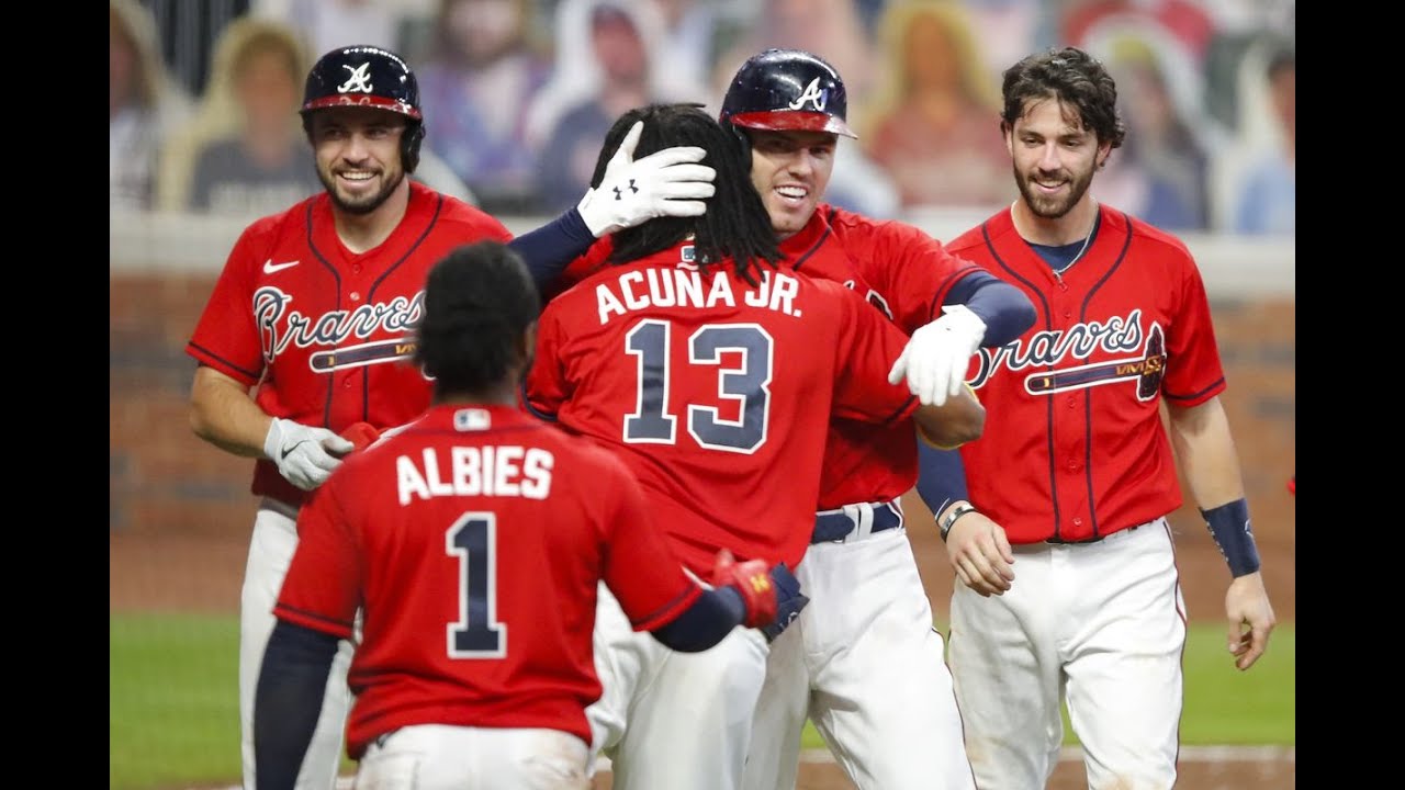 FREDDIE "MVFREE" FREEMAN HITS A 2 RUN WALK OFF HOME RUN TO CLINCH ...