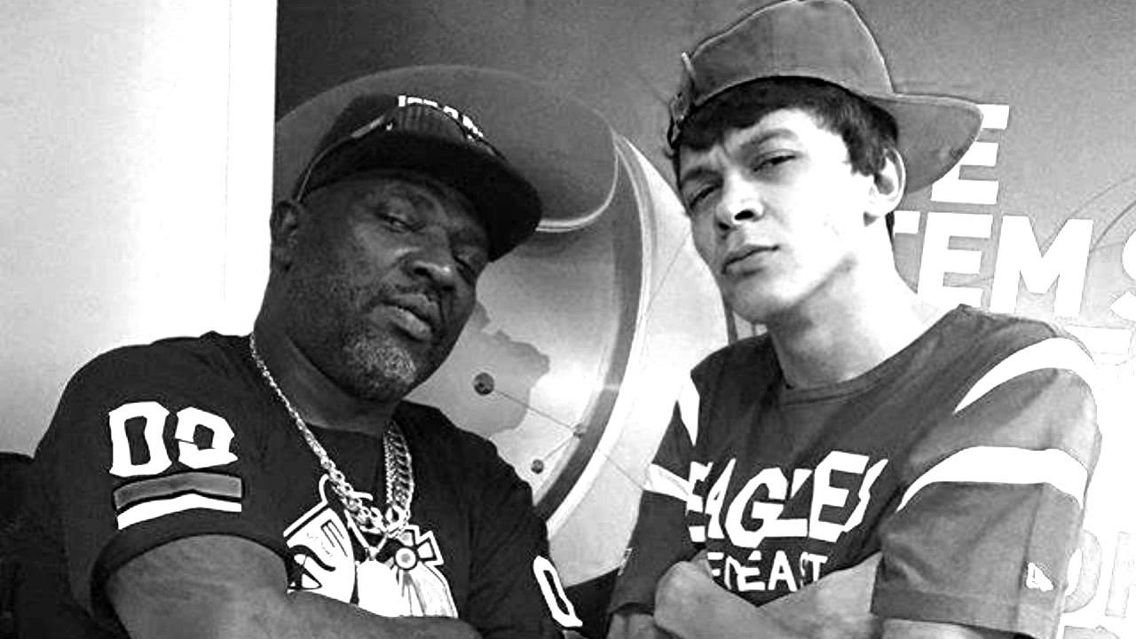 MR Catra - Só a Cabeçinha (Video Oficial) 2015 - YouTube