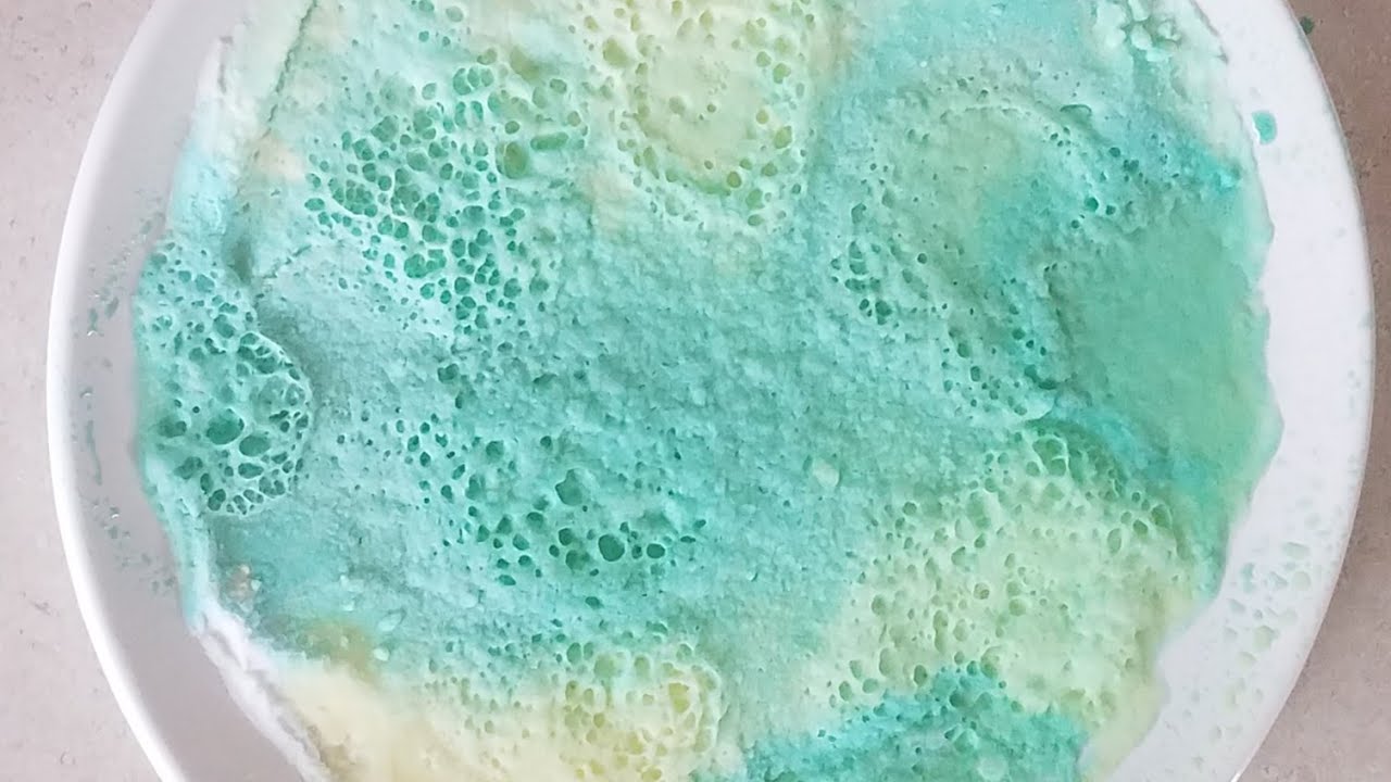 Fizzy Color Experiment for kids - YouTube