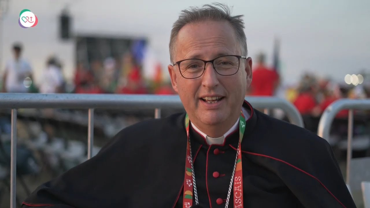 Mgr. Woorts backstage: de volgende WJD is in... - YouTube