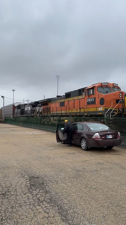 *snapchat video* NS 3955 A Mid DPU on 18K #railfan #railroadlife #railway #railfaning #railroad ...