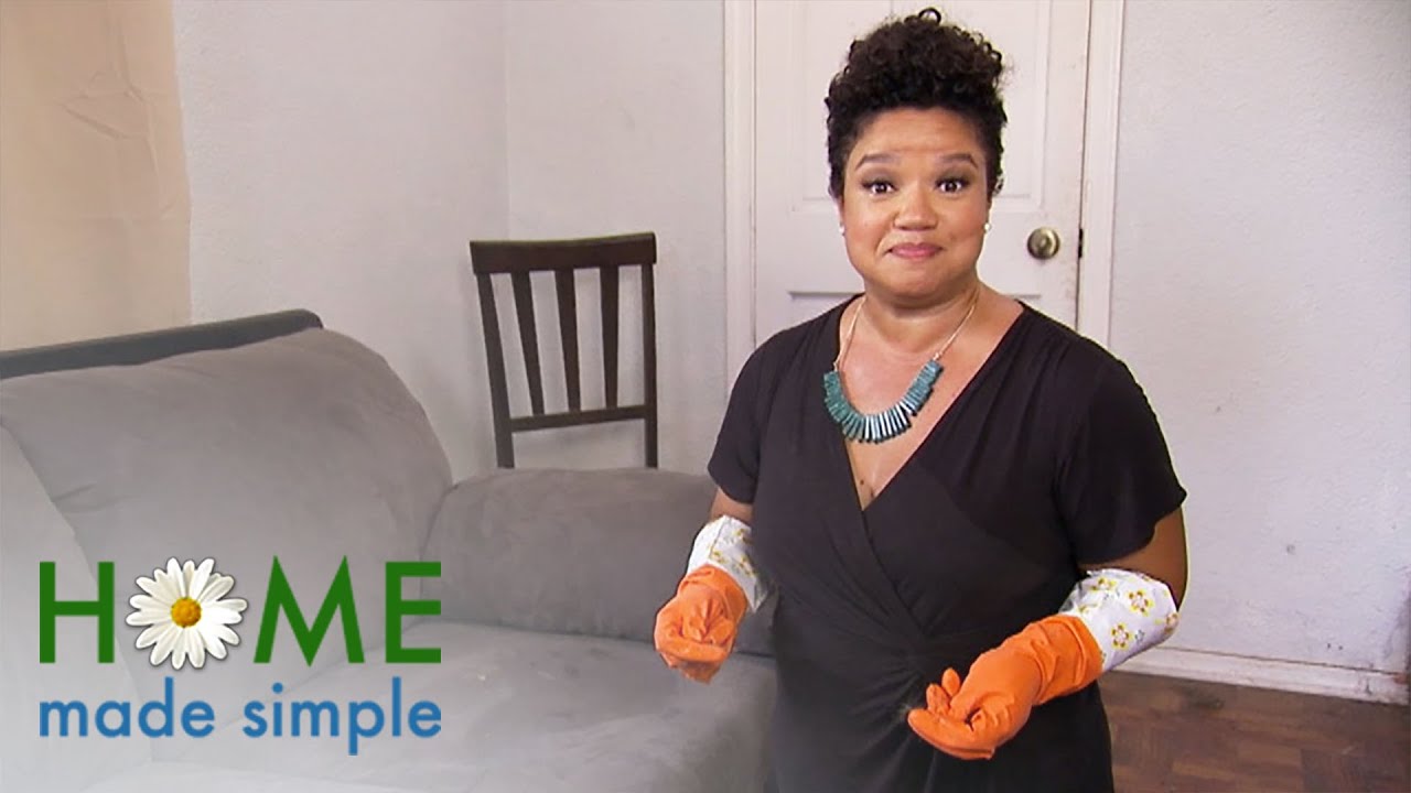 An Odd But Effective Solution for Ridding Your Couch of Pet Hair | Home ...
