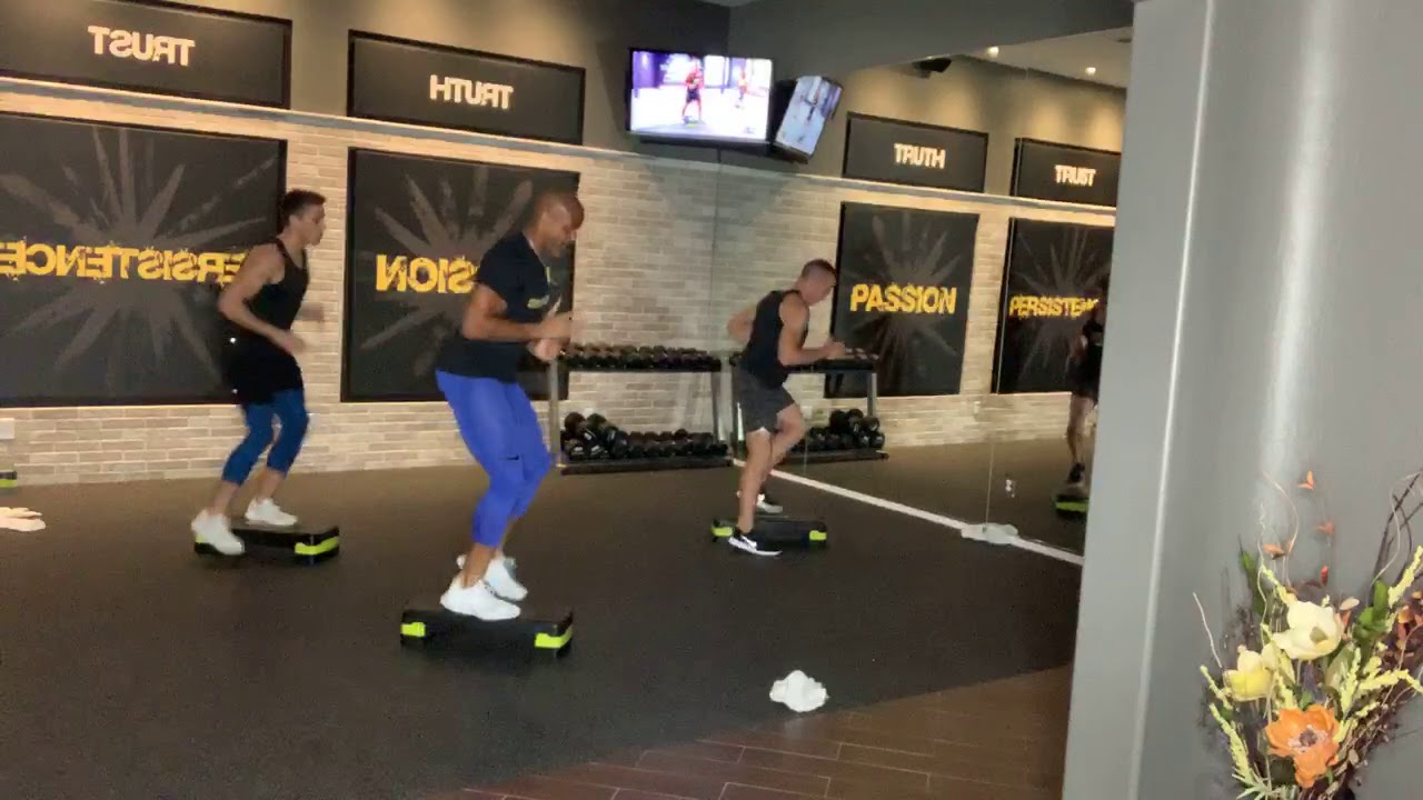 REPLAY: Preview of Transform in 10 Sample Workout LIVE with Shaun T ...