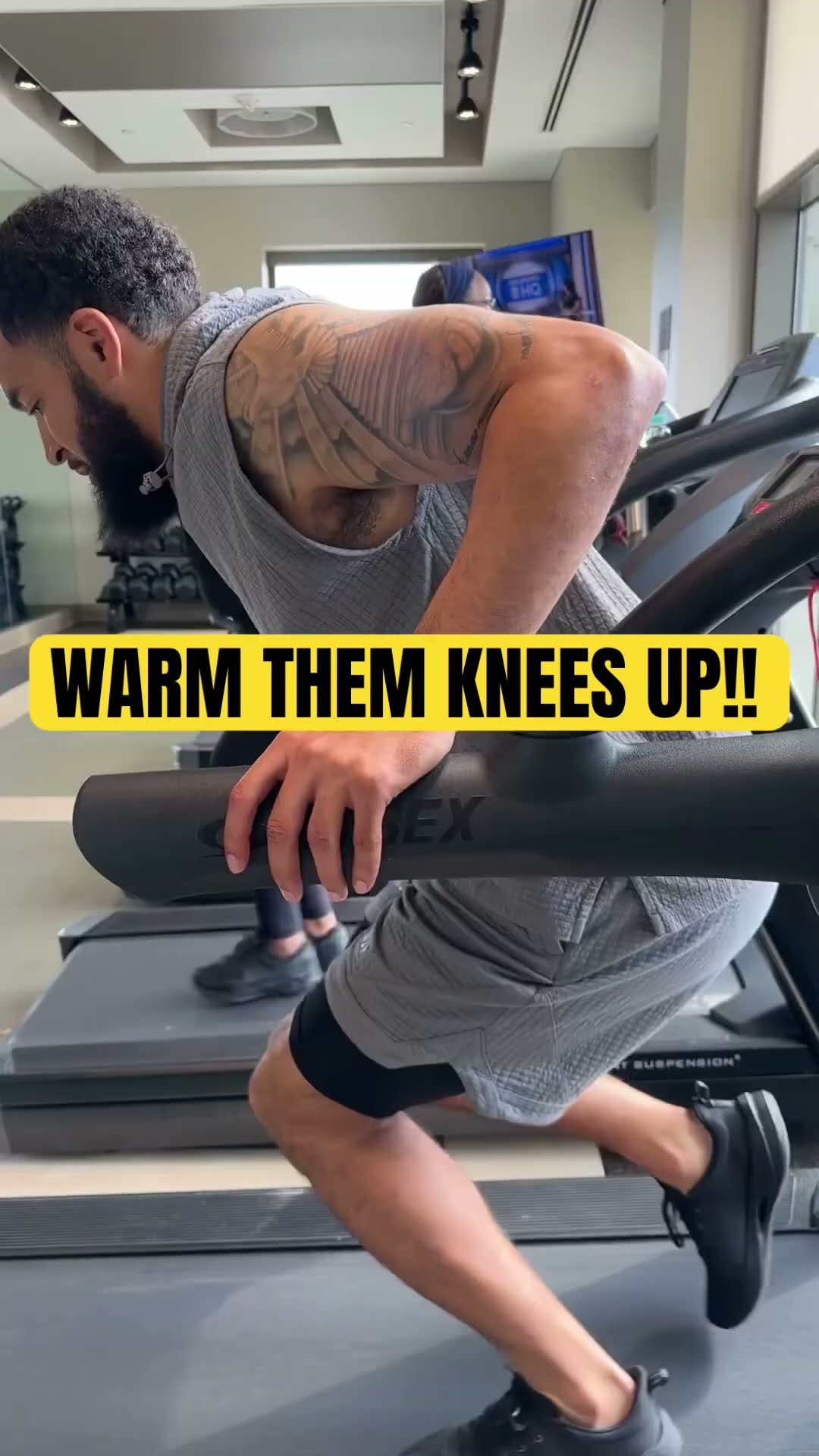 EASY exercise to help with knee soreness or pain. Slow treadmill low ...