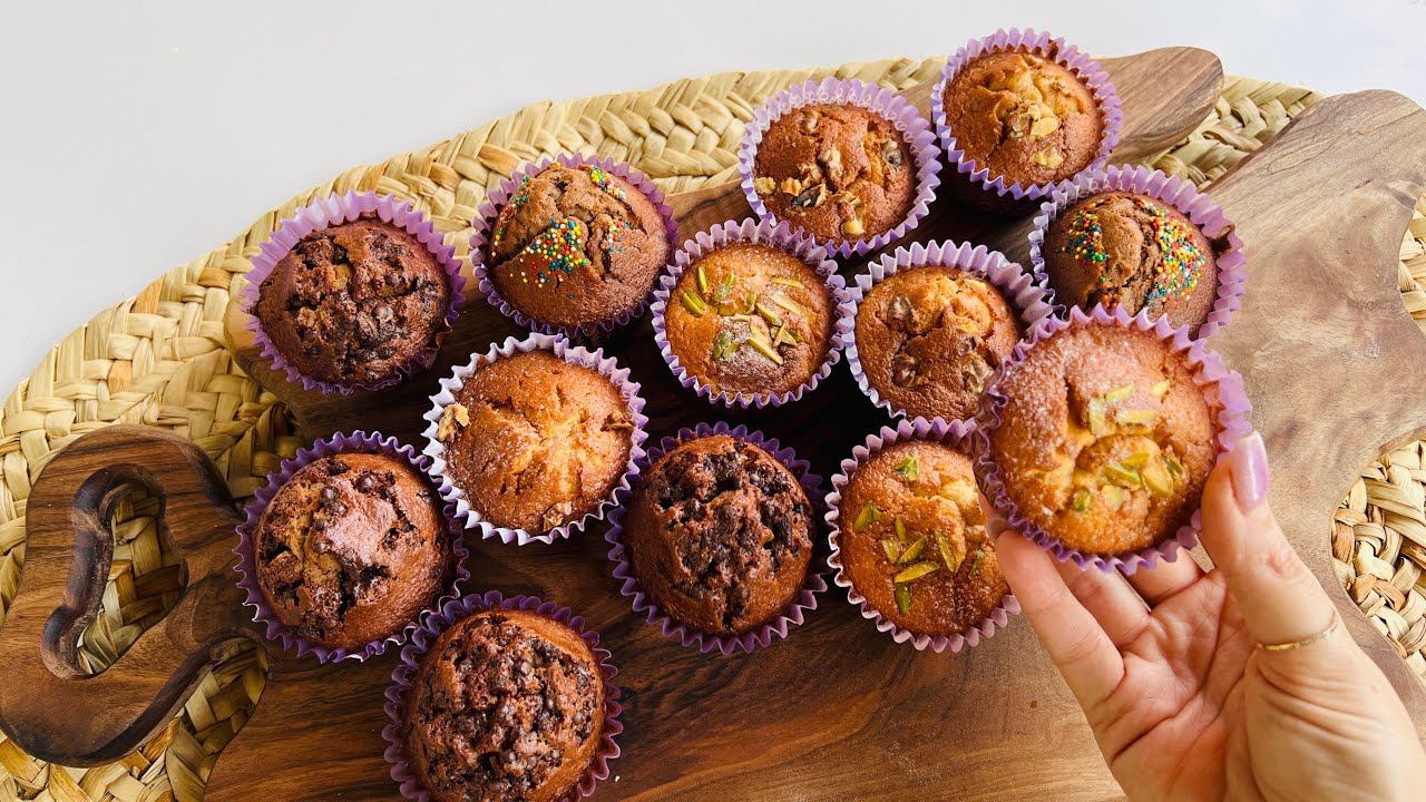 Three flavors of cupcakes with one recipe :Instant cupcakes with great ...