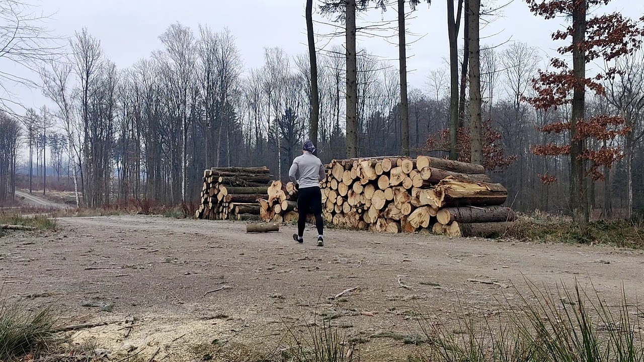 Log toss - YouTube