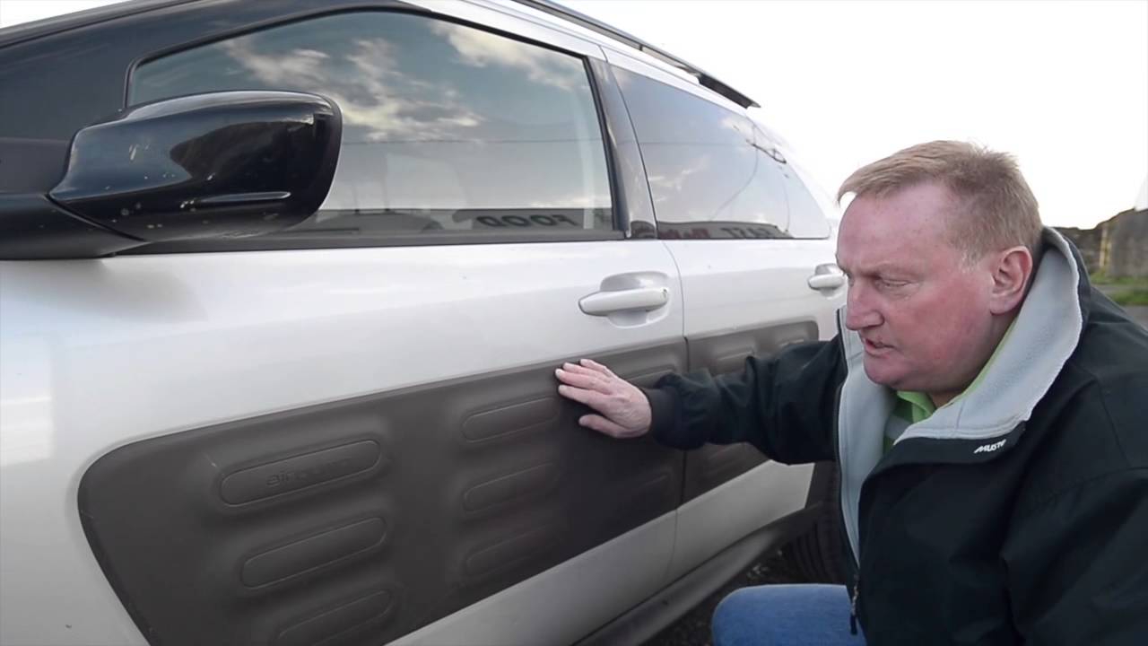 MOTOR REVIEW Declan Colley reviews the Citroen Cactus - YouTube