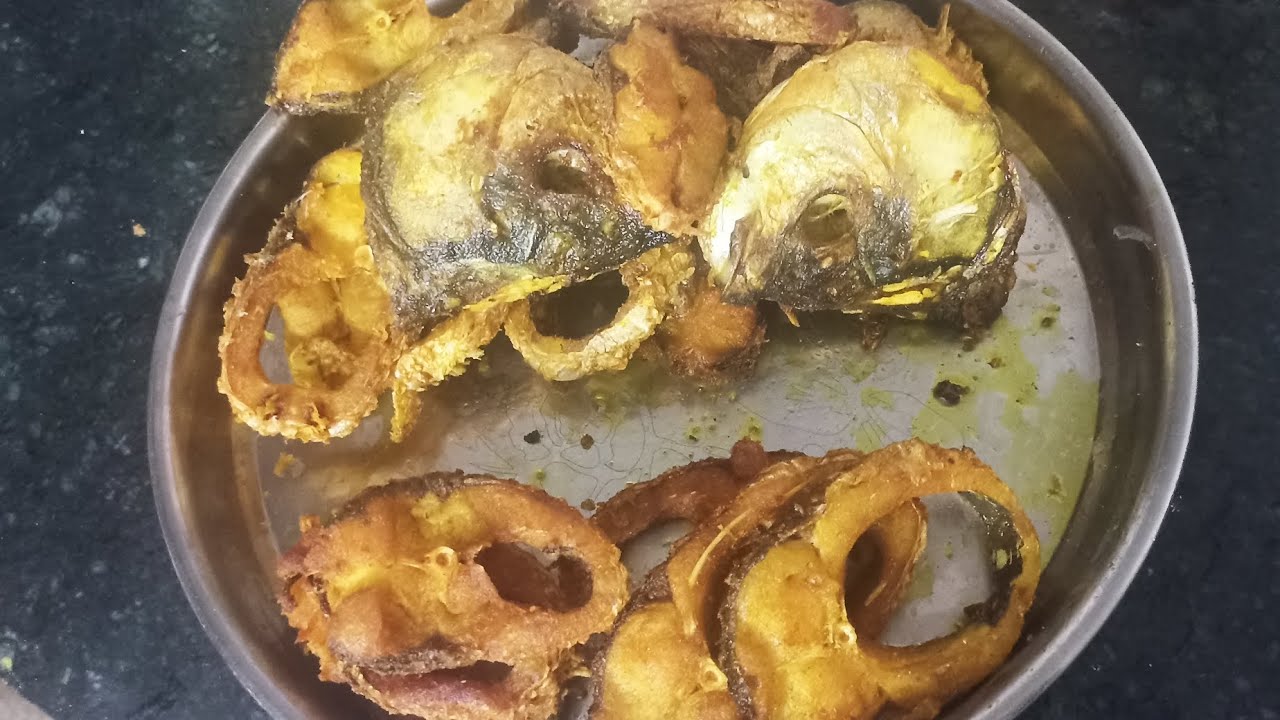 Fish cari recipe# आज लंच मे मछली चावल बना - YouTube