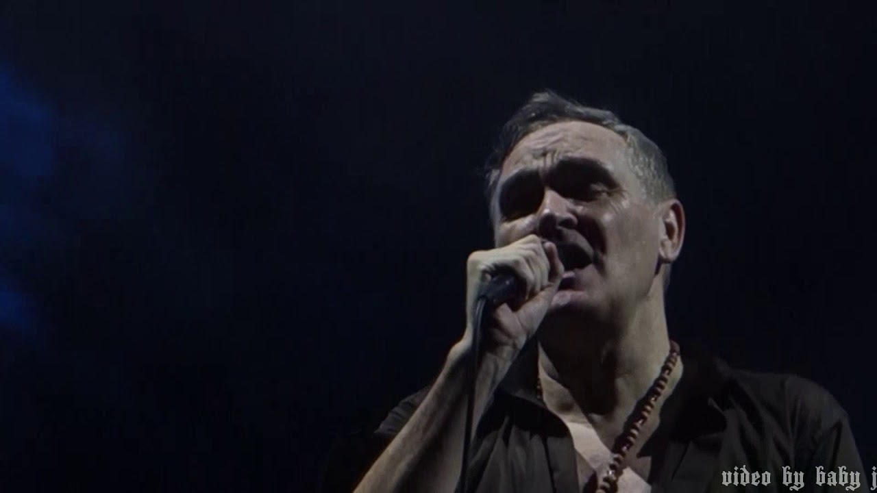 Morrissey-I'M NOT SORRY-Live @ Royal Albert Hall, London, UK, March 7 ...