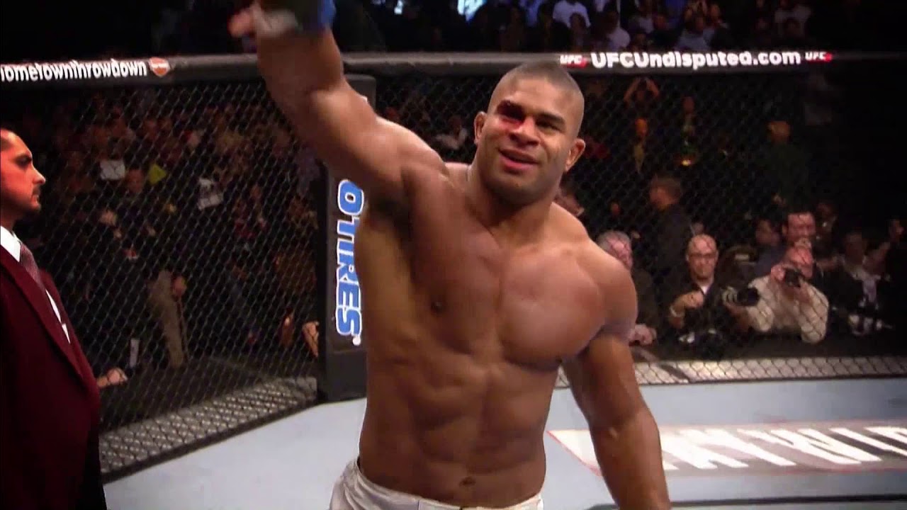 UFC COMBATE - YouTube