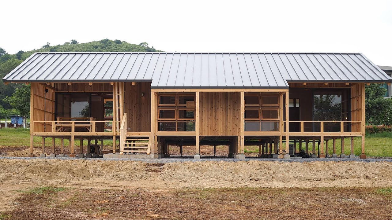 Rustic Japanese Hinoki Wooden House - YouTube