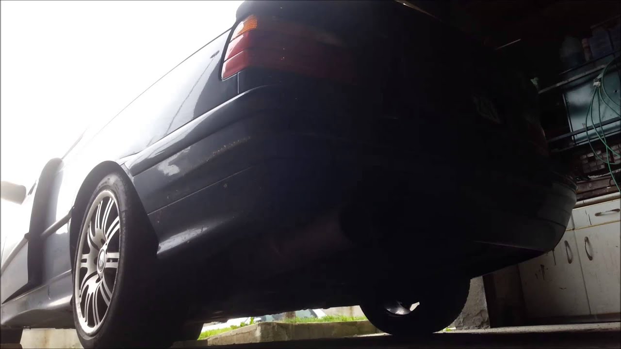 BMW e36 318is remus exhaust sound - YouTube