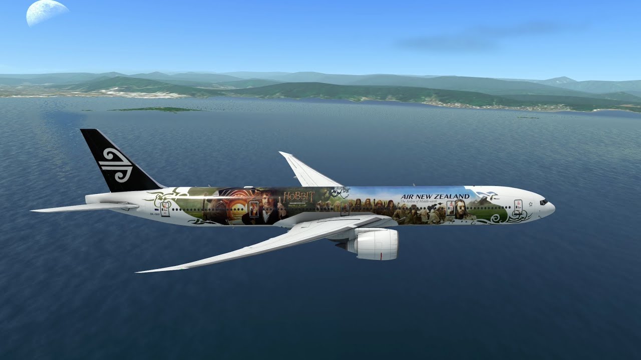 Air New Zealand "Hobbit" BOEING B777-300 Landing on Wellington Airport ...