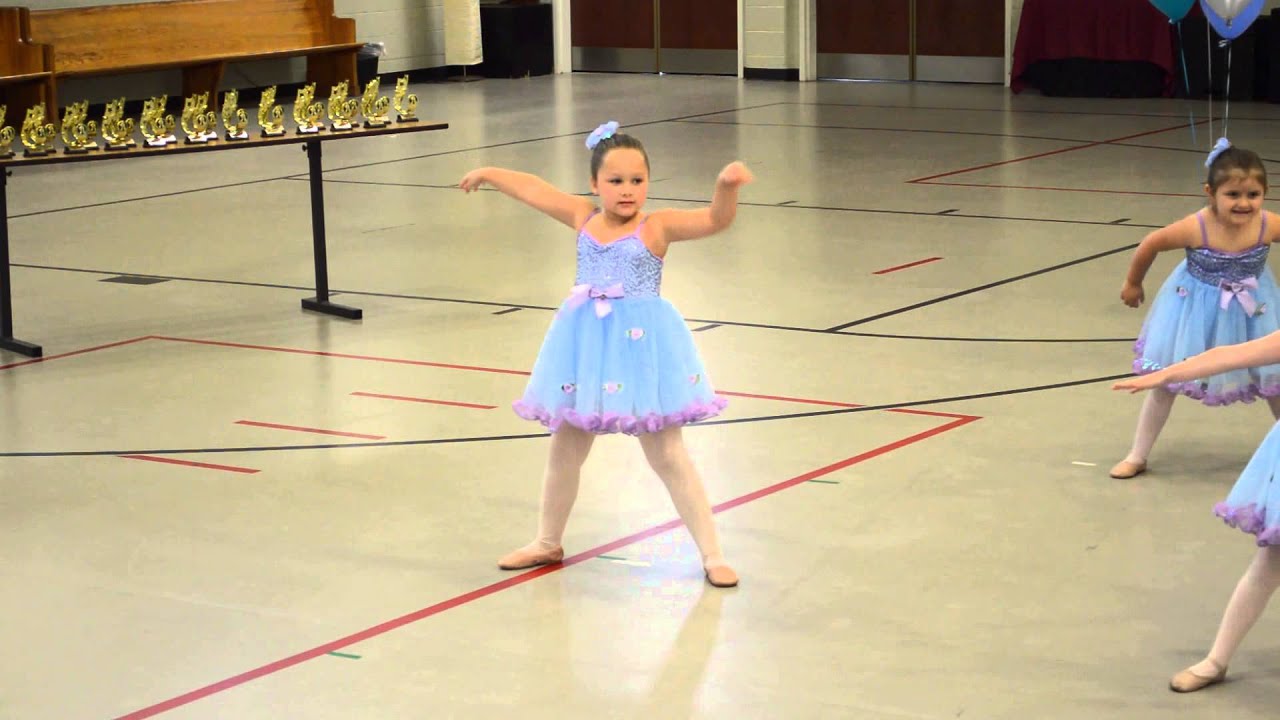 Coco's "Frozen" Ballet Recital-May 17, 2014- 5 ans - YouTube