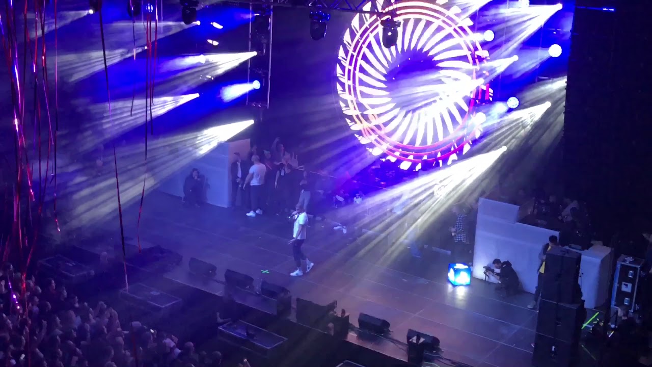 EKTOR - Forum Karlín 2019 - YouTube