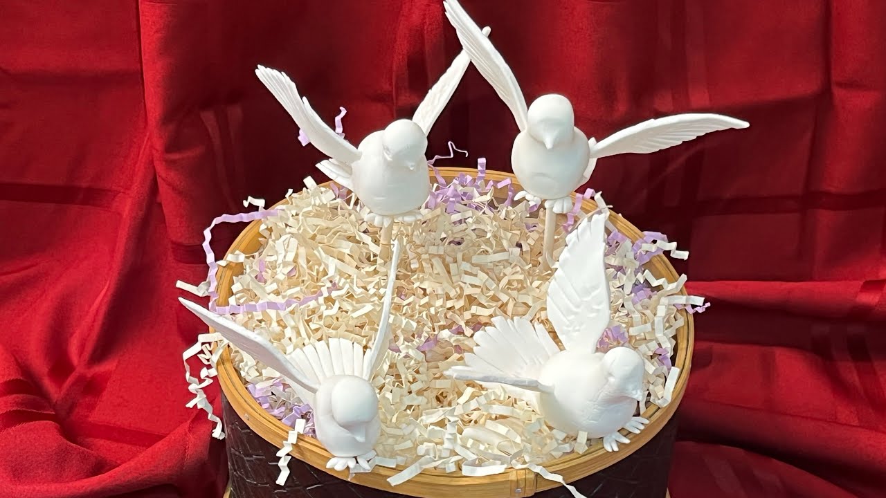 How to make a bird anthropomorphic from pastillage dough طريقة عمل مجسم ...