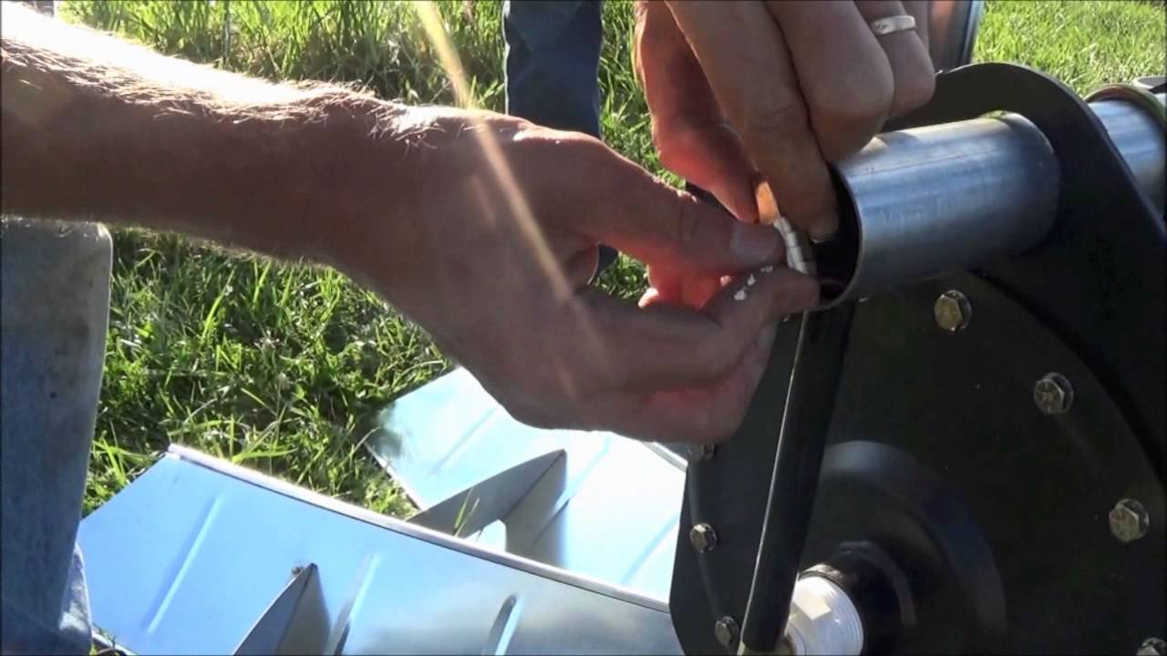 How to Attach the Windmill Head to the Tower of your windmill aeration ...